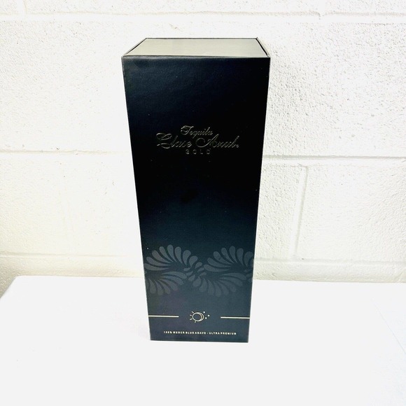 Clase Azul | Other | Empty Tequila Clase Azul Ultra Black Box W Booklet ...